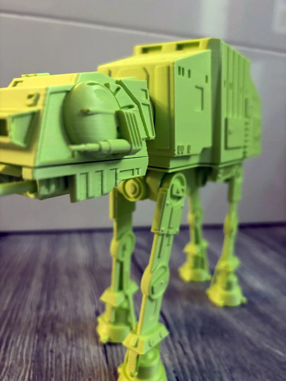 AT-AT Star Wars von duke78 MakerWorld: Kostenlose 3D-Modelle herunterladen