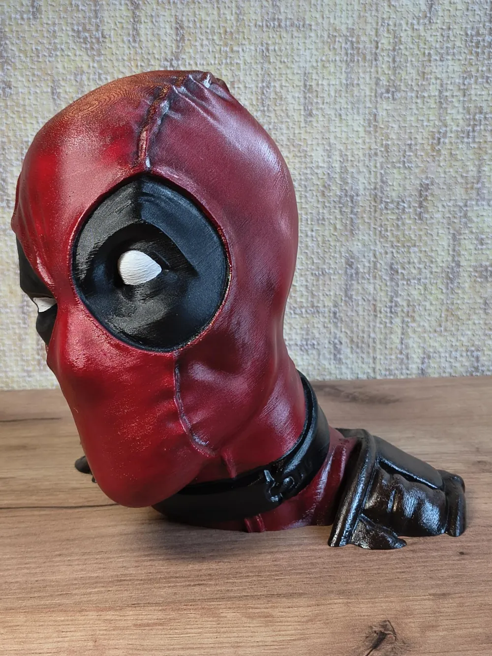 Deadpool headphone stand v2 (3 parts) - Free 3D Print Model - MakerWorld