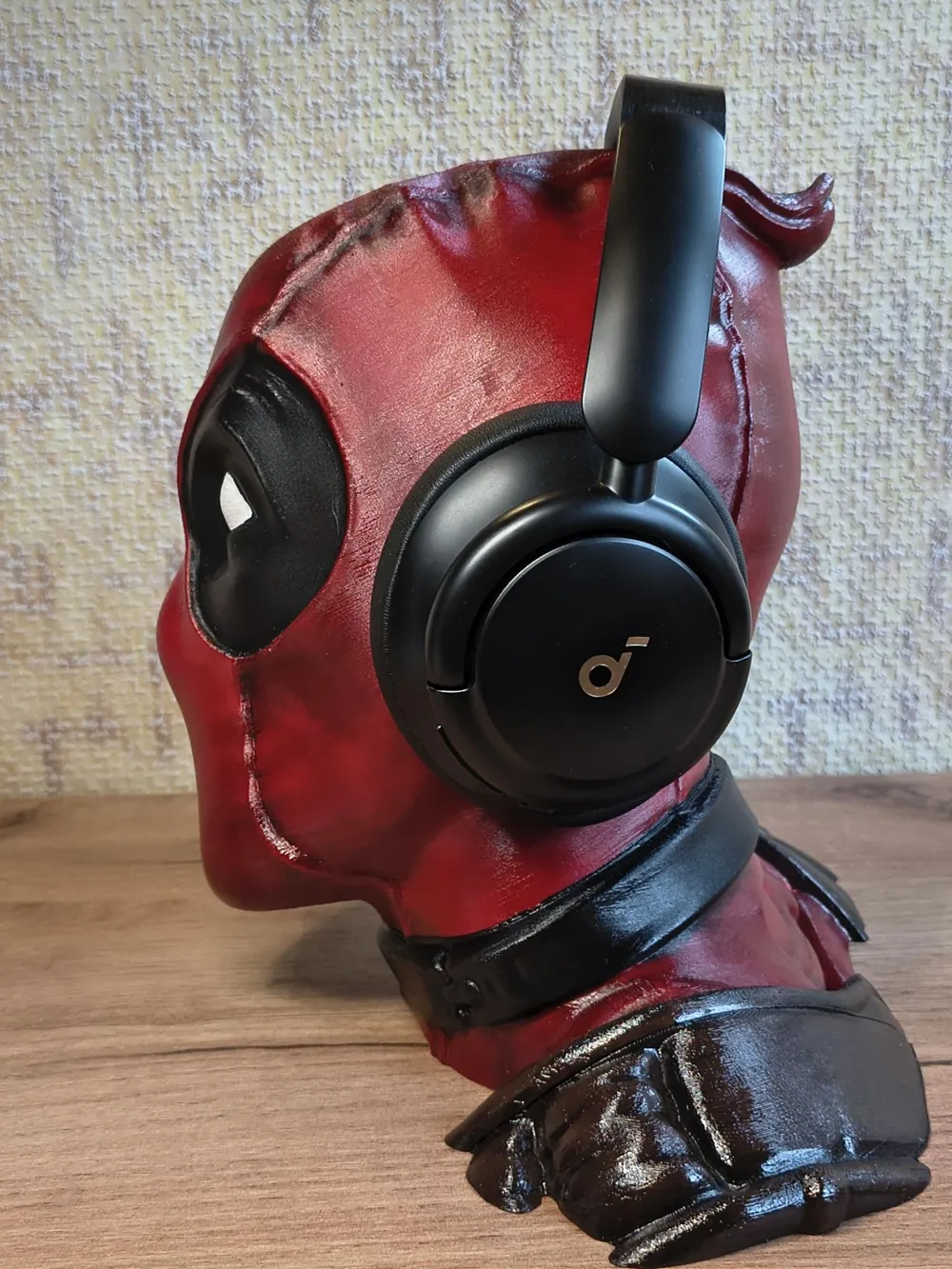 Deadpool headphone stand v2 (3 parts) - Free 3D Print Model - MakerWorld