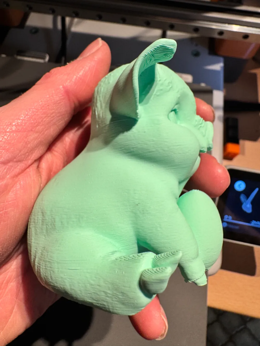 A lovely Easter piglet by VirtuverseArt - MakerWorld
