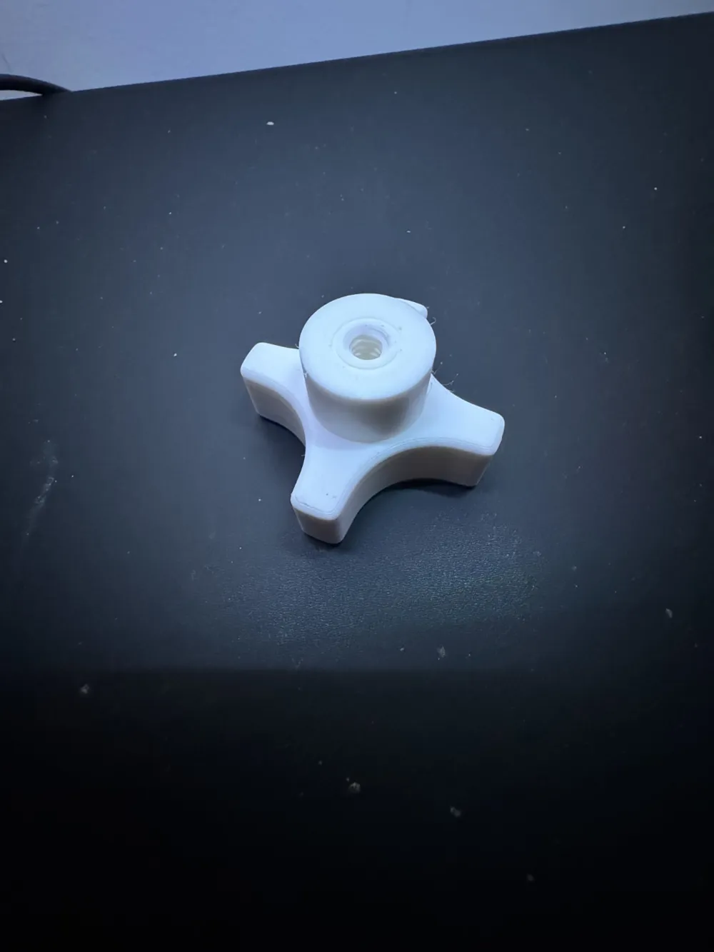 4 Arm threaded knob 1/4" - 20 by AKBUILDS - MakerWorld