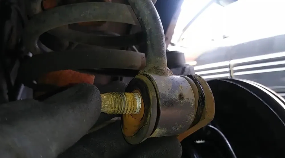 TPU Sway Bar & Link Bushings | 97–01 XJ - Free 3D Print Model - MakerWorld