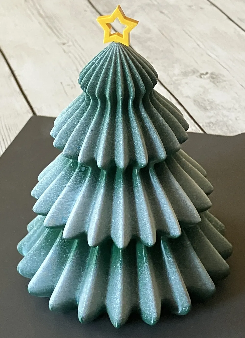 Lightweight Christmas Tree – Vase Mode Decor by Verofa MakerWorld ...