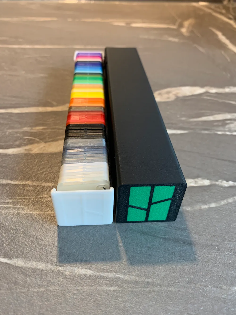 Case for filament swatches - Bambu Lab Logo Remixed by sweb3791 ...