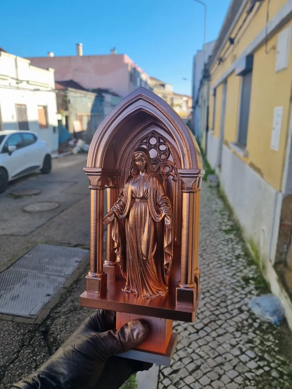 Our Lady in Gothic Niche - Free 3D Print Model - MakerWorld