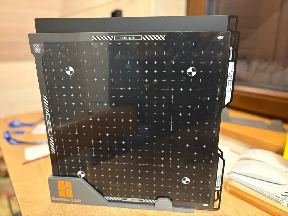 H2 Cutting Mat + Build Plate Stand by JanjaH MakerWorld: Download Free ...