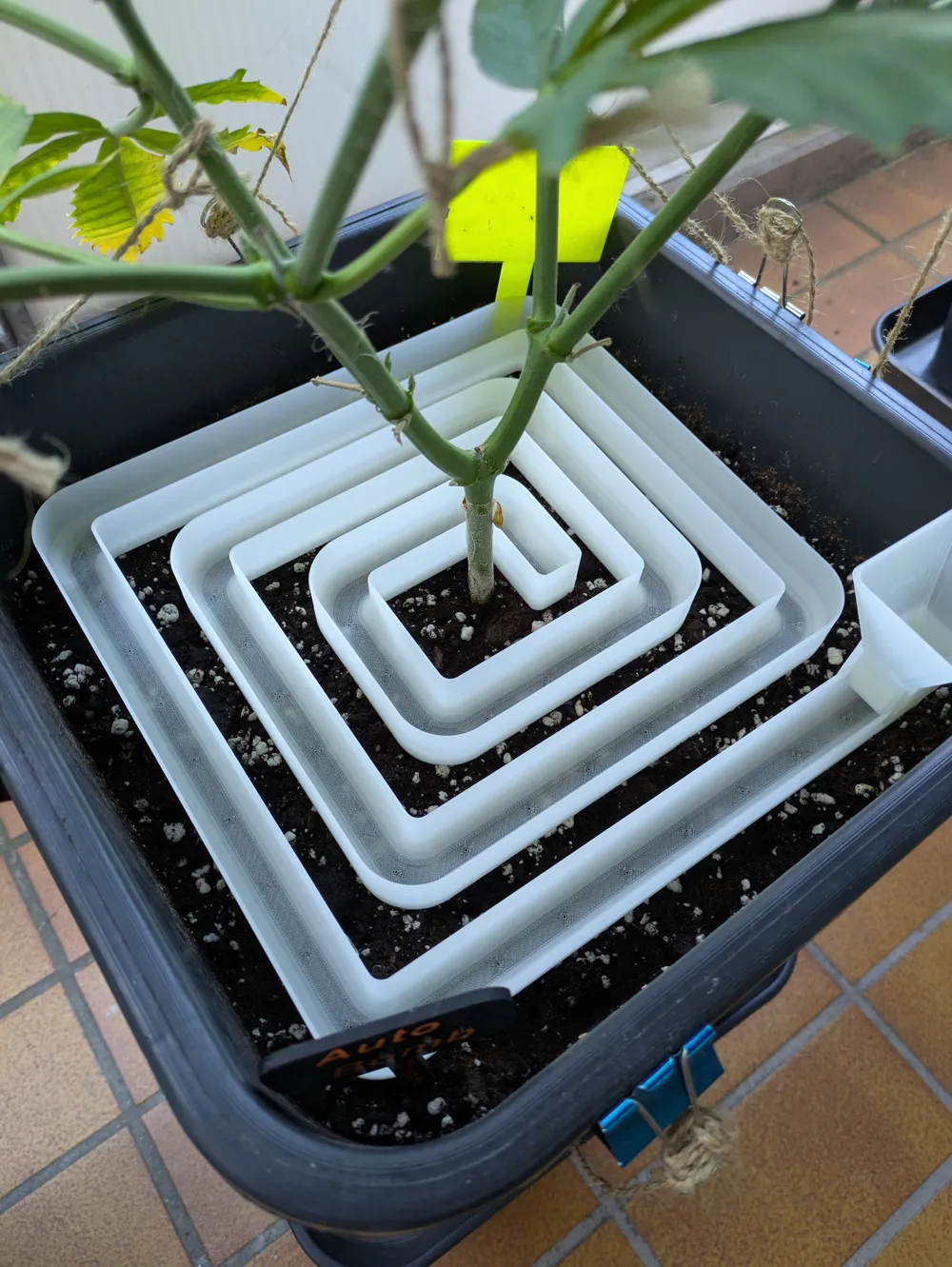 Hose and Funnel addon for Plant Watering Labyrinth by LuGrey MakerWorld ...