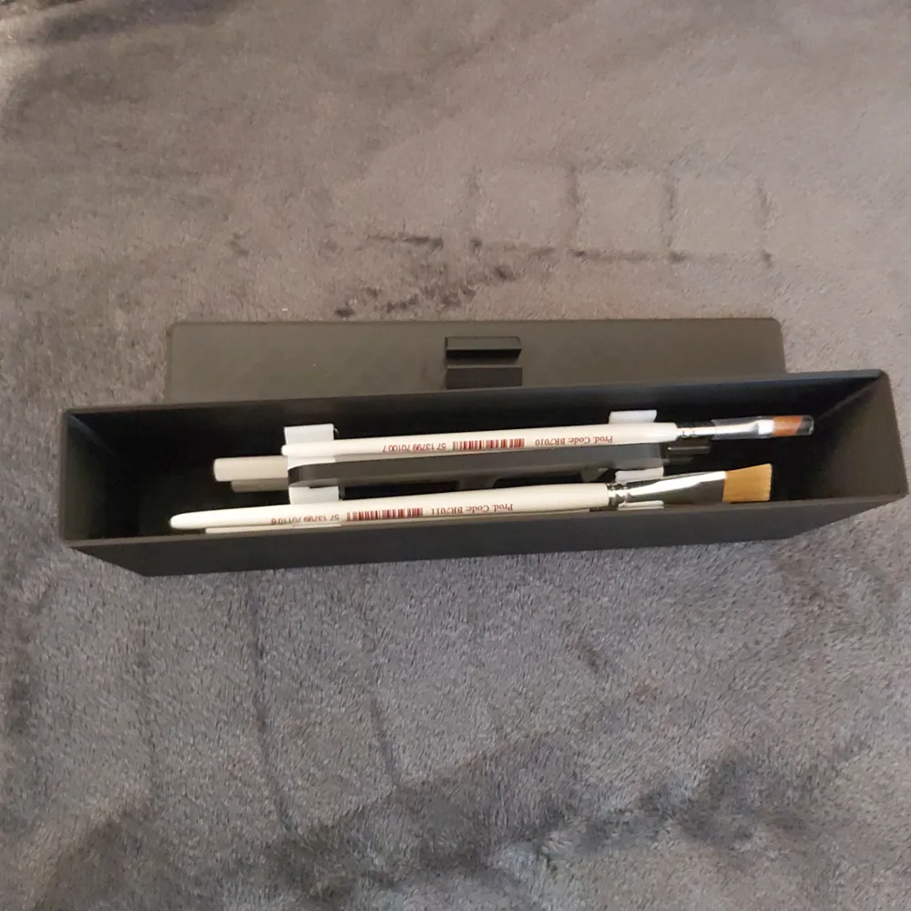 Gridfinity brush storage + brush holder by Bilbo - MakerWorld