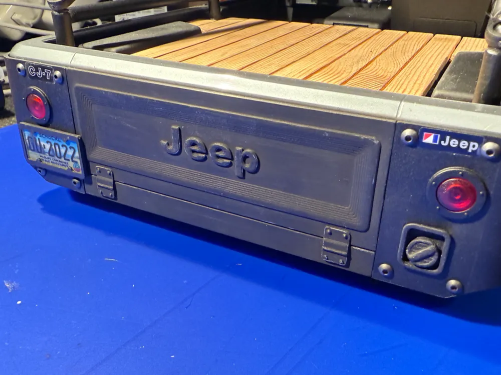 AXIAL JEEP RENEGADE CJ-7 - Rear Door - Free 3D Print Model - MakerWorld