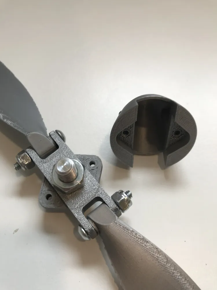 Folding prop hub and spinner by Max_Thebeef MakerWorld: Download Free ...