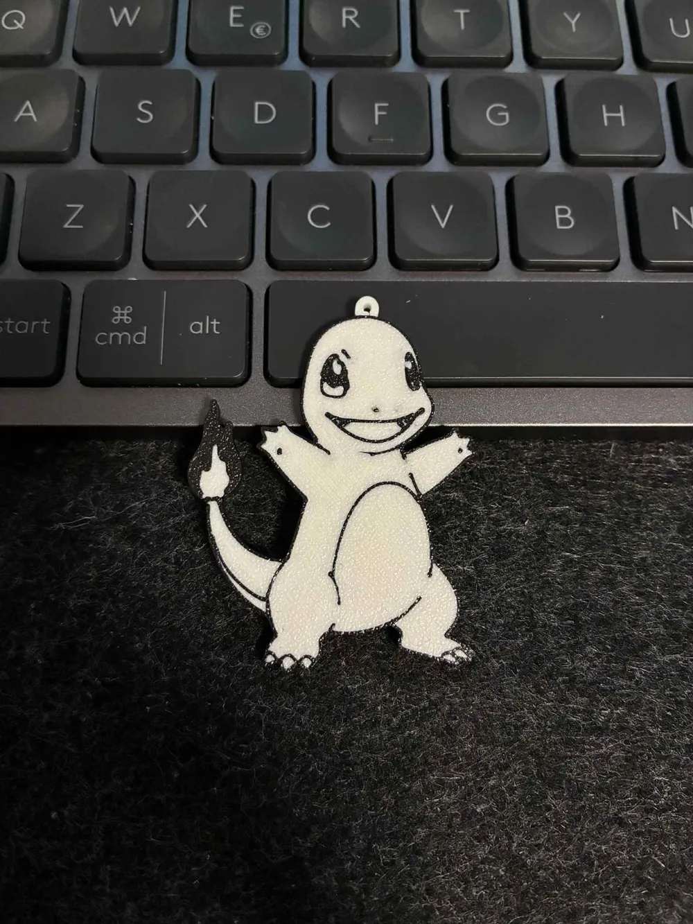 Charmander keychain - Black/White - Free 3D Print Model - MakerWorld