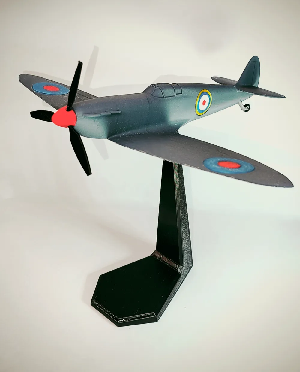 Spitfire Aircraft Model - 1:48 by Sharko king MakerWorld: Download Free ...