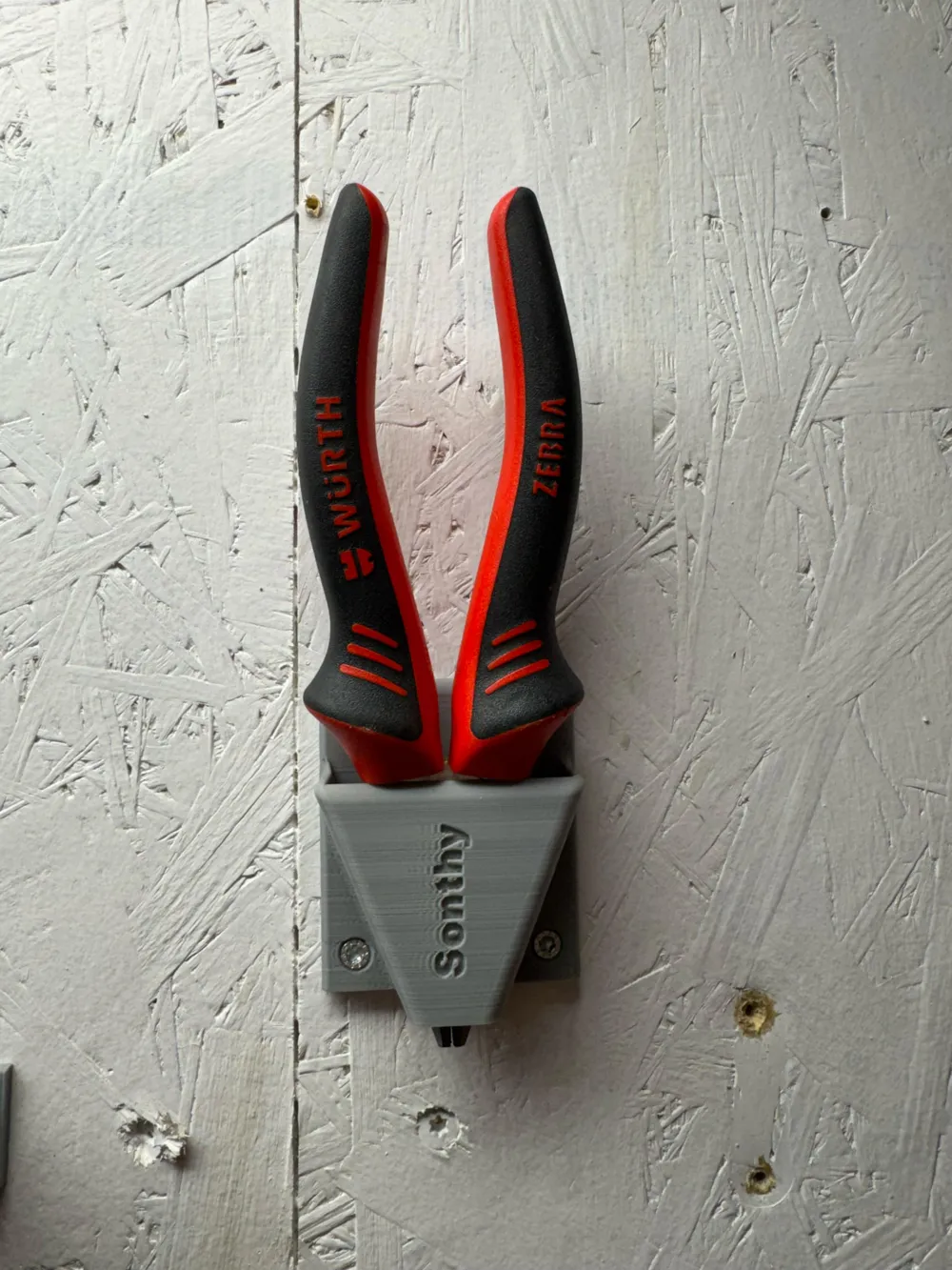 Wall mount for pliers, scissors & more By Sonthy by Sonthy MakerWorld ...