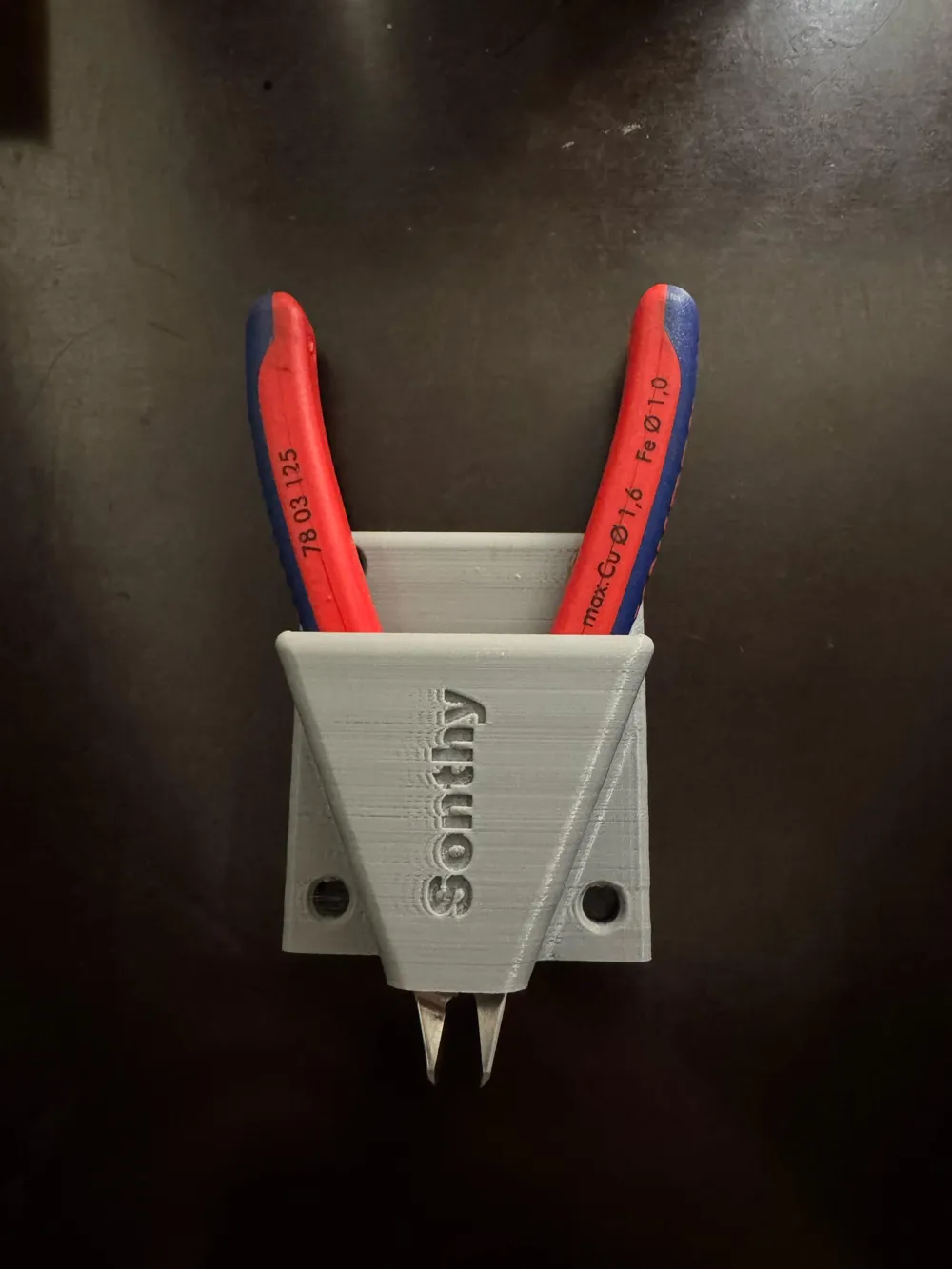 Wall mount for pliers, scissors & more By Sonthy by Sonthy MakerWorld ...