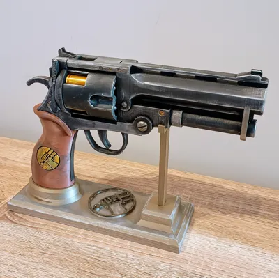 Hellboy – Good Samaritan Revolver Prop Replica - Free 3D Print Model ...