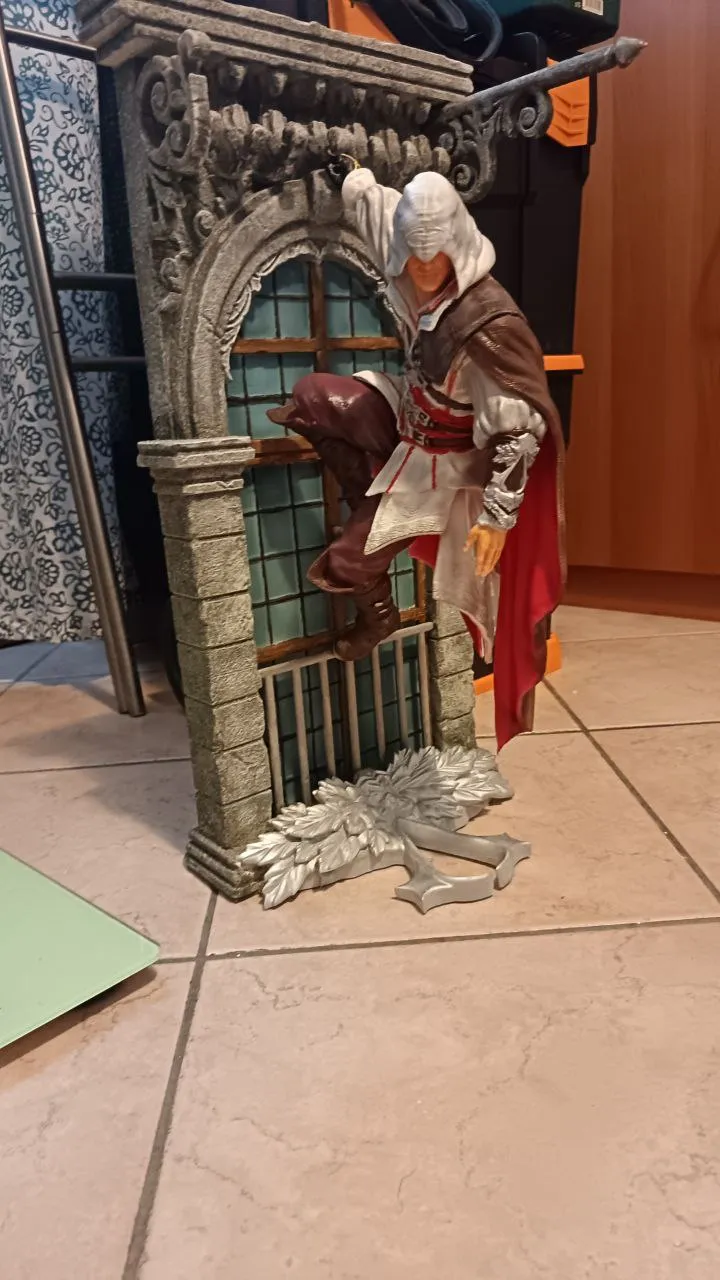 Assassin's creed Ezio auditore - Free 3D Print Model - MakerWorld