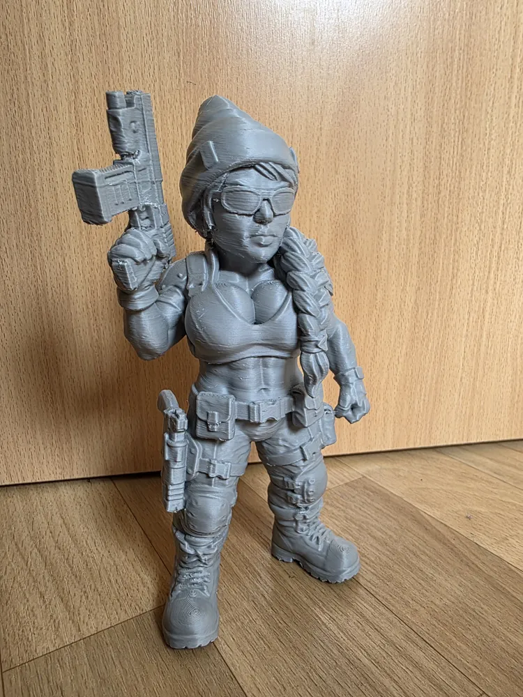 Pin-Up Soldatin Kommando-Zwerg-Kräfte – Kostenloses 3D-Druckmodell ...