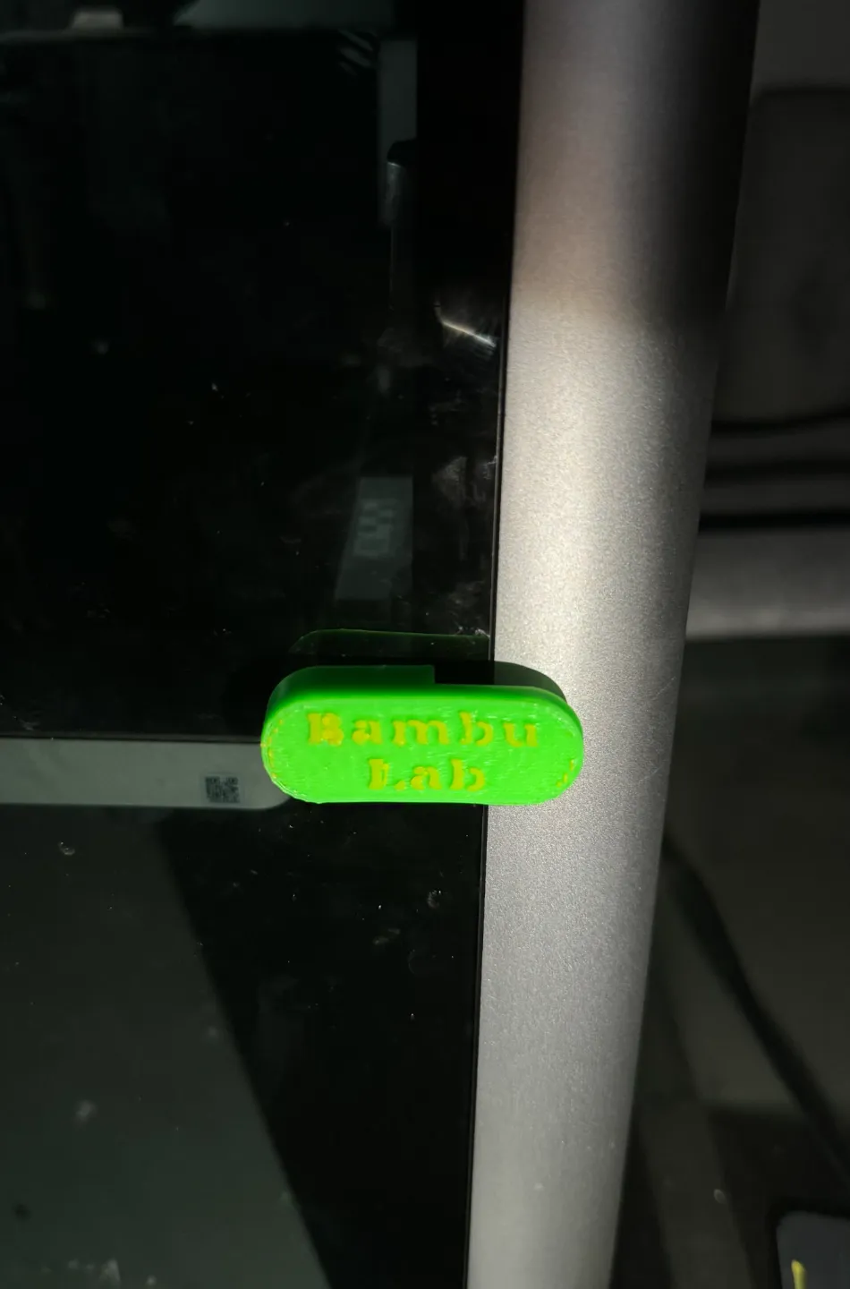 Bambu lab x1C Door cover with text. Remixed by Twinkies - MakerWorld