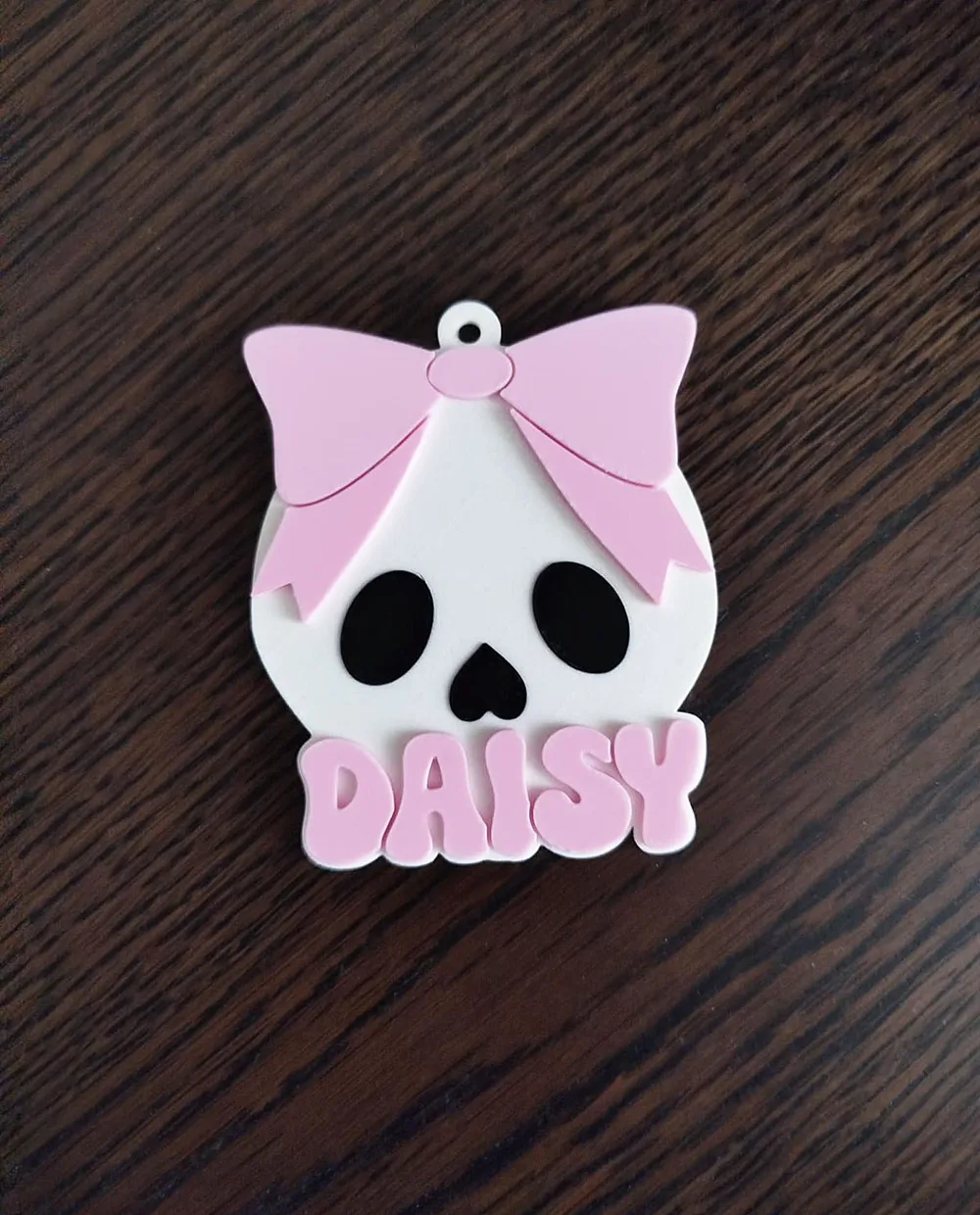 Skull name tag - Daisy by 3D Creator Labs MakerWorld: Download Free 3D ...