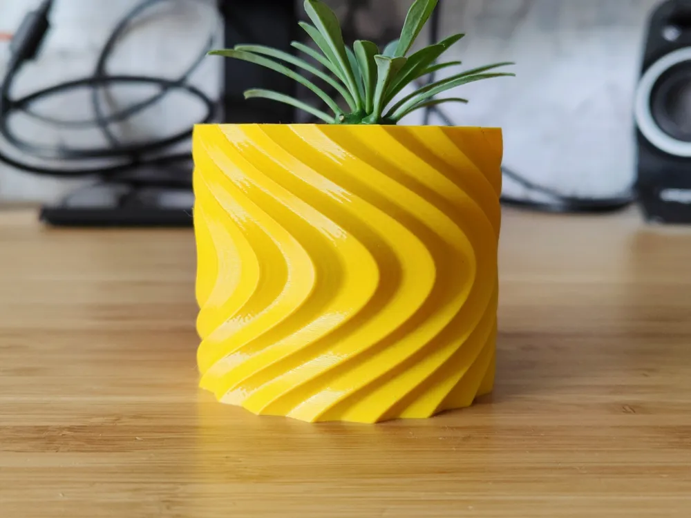 Distortion Plant pot and Planter - Vase mode by SASSy Design - MakerWorld