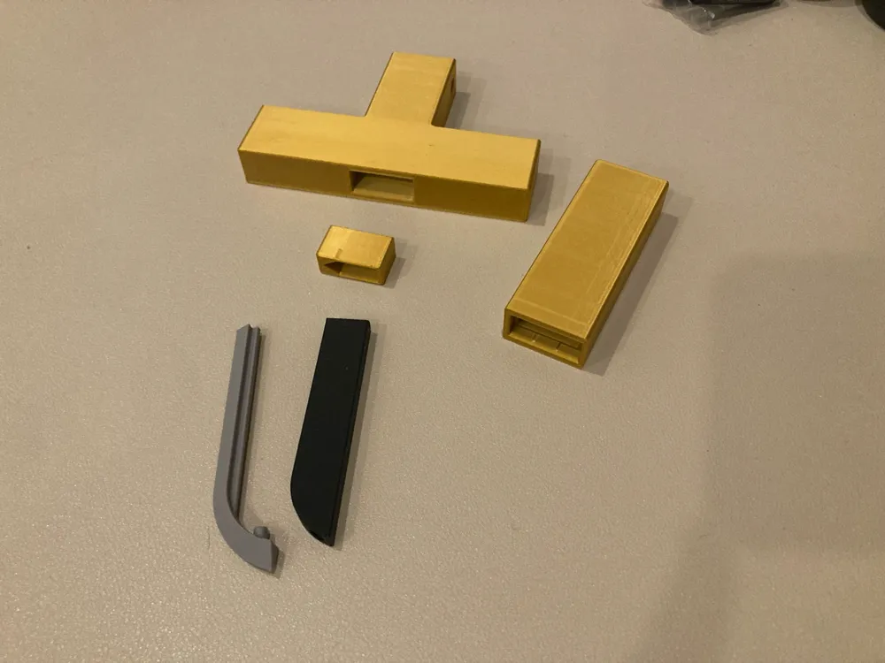 One Piece - Dracule Mihawk Knife/Dagger (No AMS) by chuhuhu MakerWorld ...