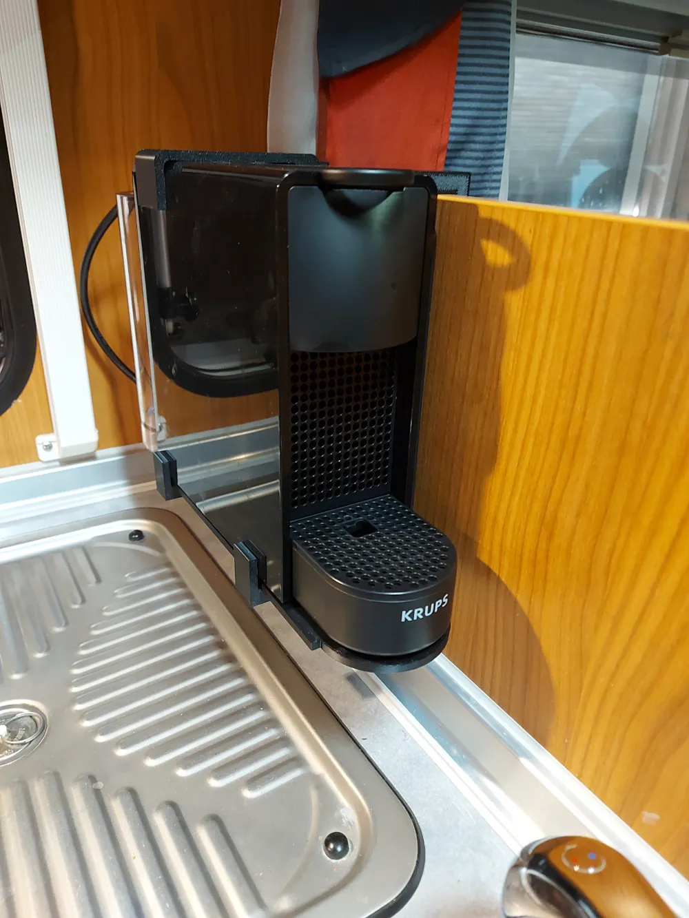 Nespresso mount bracket by BenPa - MakerWorld