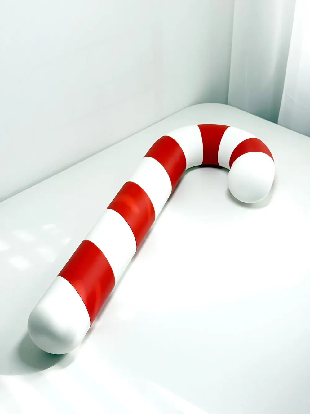 Giant Candy Cane (No AMS) - Free 3D Print Model - MakerWorld