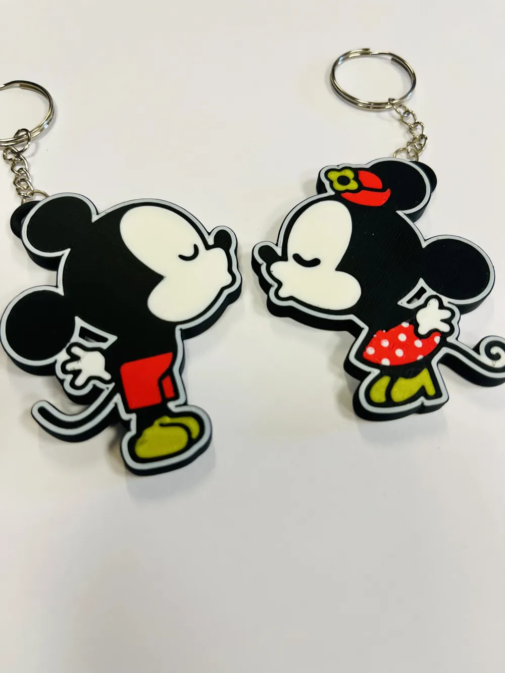 Mickey Mouse & Minnie Mouse keychain - Free 3D Print Model - MakerWorld
