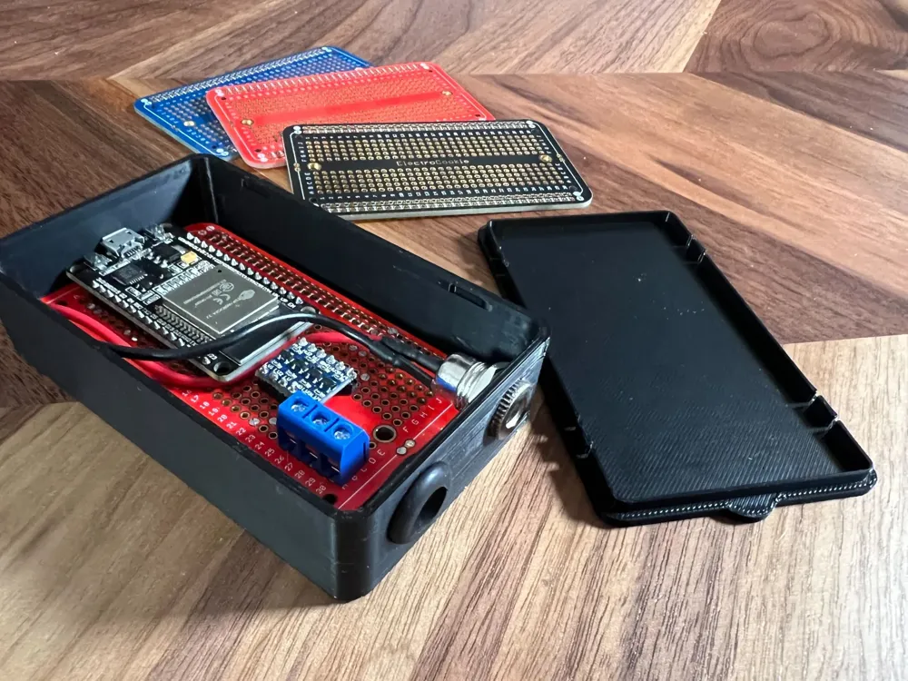 ElectroCookie Breadboard Project Box by Anthony Kinson MakerWorld ...