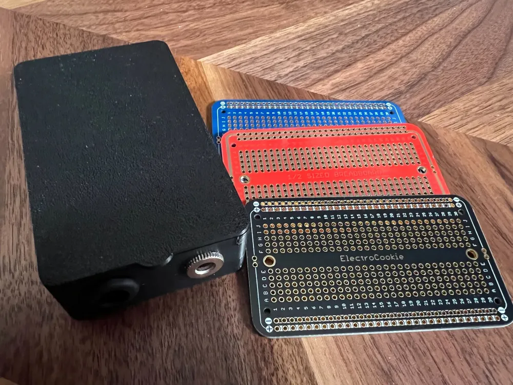 ElectroCookie Breadboard Project Box by Anthony Kinson MakerWorld ...