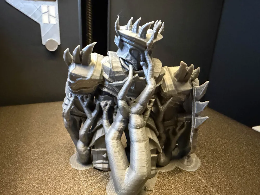 TDS Fallen King - Free 3D Print Model - MakerWorld