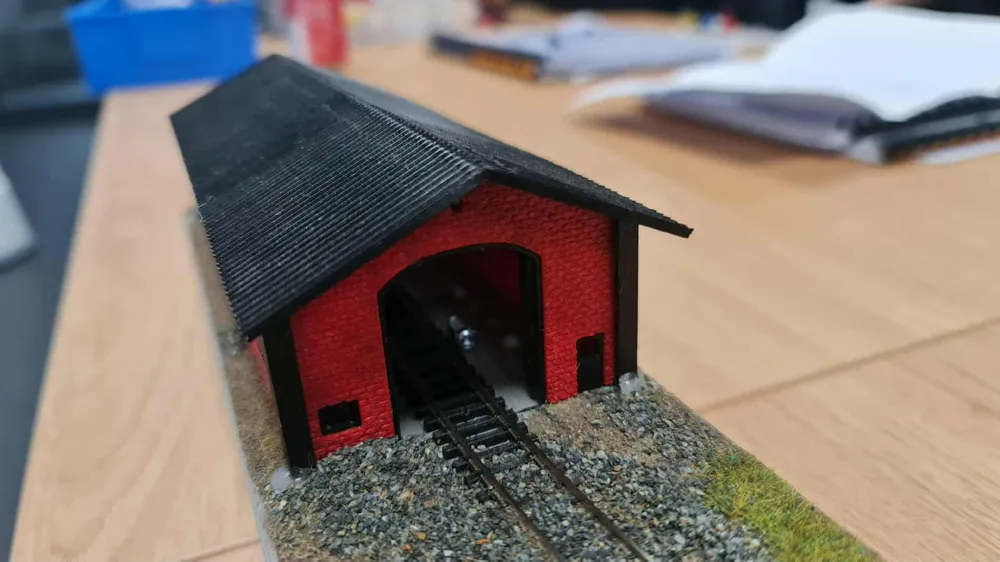 KATO N scale Train Shed by Spone MakerWorld: Download Free 3D Models