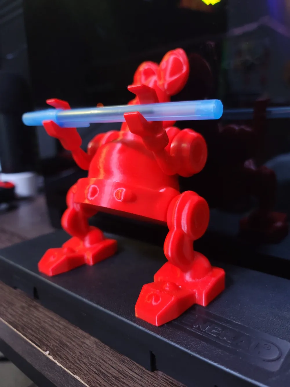 Adjustable Robot Pen Holder by EpicSushiRolls - MakerWorld