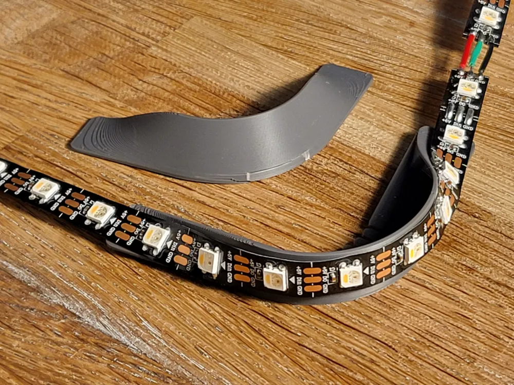 Ledstrip corner guide by patricksnitjer01 MakerWorld: Download Free 3D ...