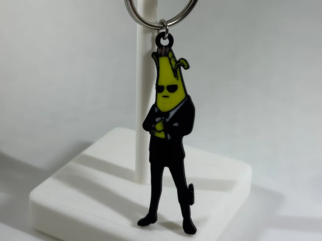 Agent Peely Fortnite Keychain - Free 3D Print Model - MakerWorld