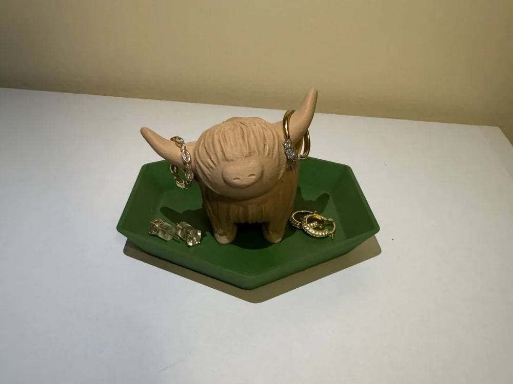 Highland Cow Ring/Jewelry Holder - NO AMS! - Free 3D Print Model ...