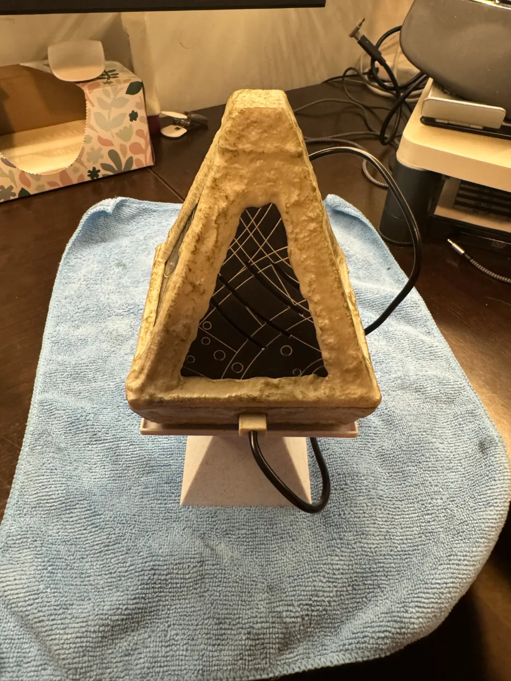 Sith Wayfinder Display Stand by Divemaster MakerWorld: Download Free 3D ...