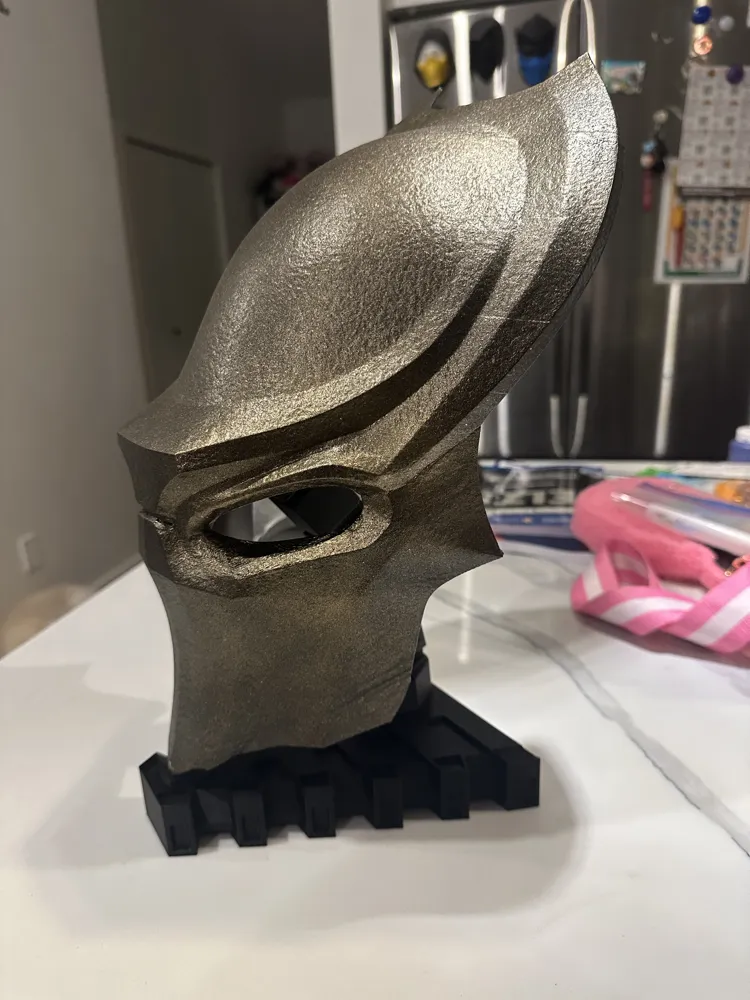 Stand for Predator masks / helmets - Free 3D Print Model - MakerWorld