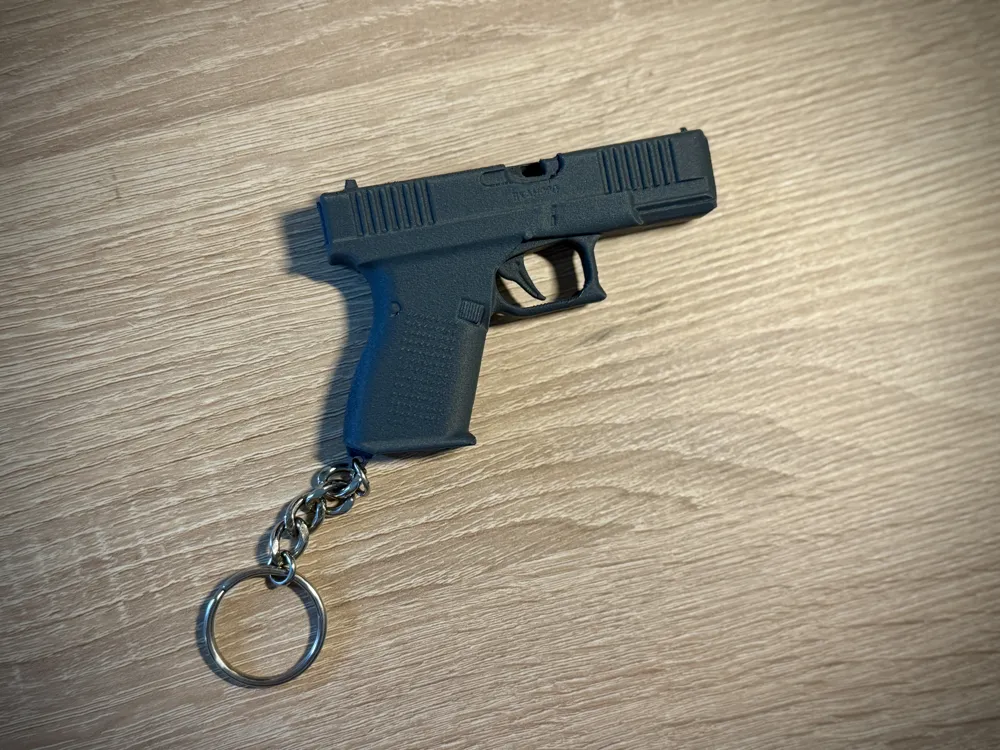 Glock 19 Gen.5 Loud Whistle Keychain by LemonArts MakerWorld: Download ...