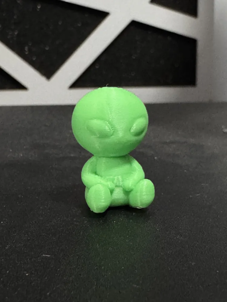 Mini Alien – Cute Desk Figurine - Free 3D Print Model - MakerWorld