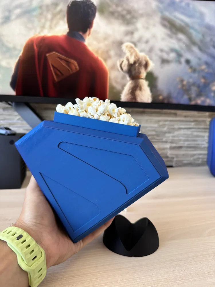 Superman Bucket – Cinema Popcorn Container by Emanuele MakerWorld ...