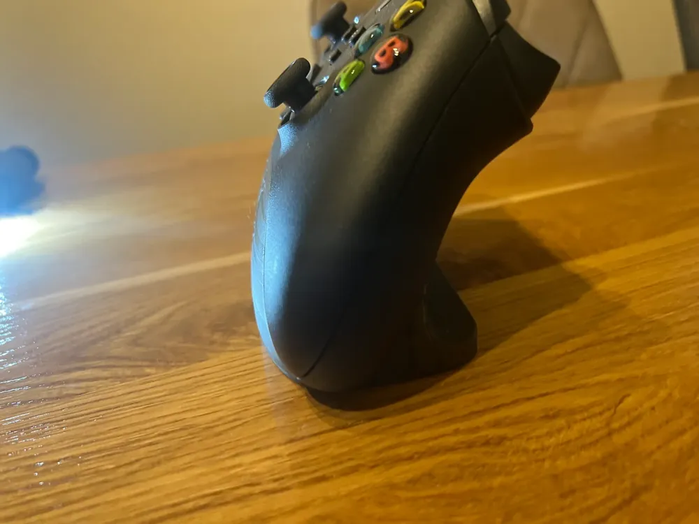 Smooth and clean Xbox Controller Stand Series X / Series S - Free 3D ...