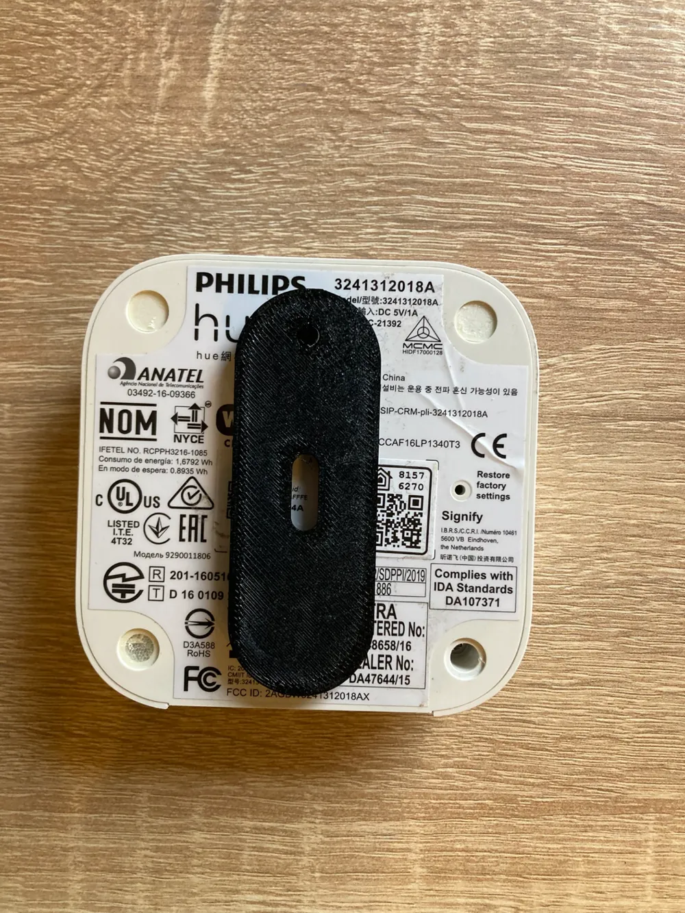 Skadis T-Clip Philips Hue Bridge Holder by rumg3drucke MakerWorld ...