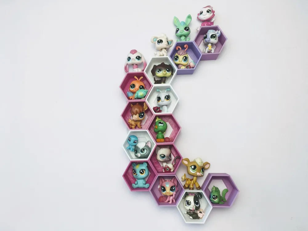 Honeycomb homes for LPS by 3DNestCZ - MakerWorld