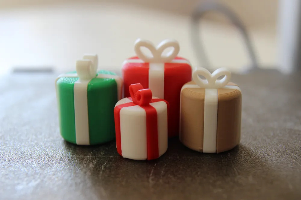 Mini Round Christmas Presents (No AMS Required) by Little Mac Designs ...