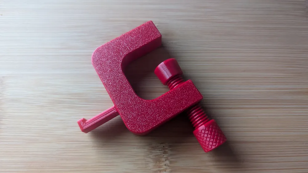 simple C-Clamp with hook by P4rad0x MakerWorld: Download Free 3D Models