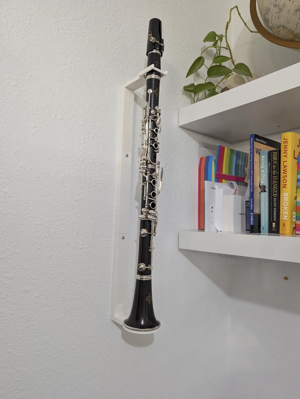 Wall Mounted Clarinet Holder by Synkt - MakerWorld