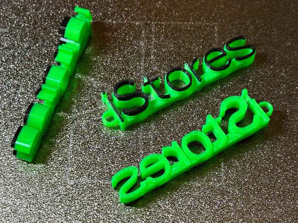 iStores Keychain Apple by star_in_sky - MakerWorld