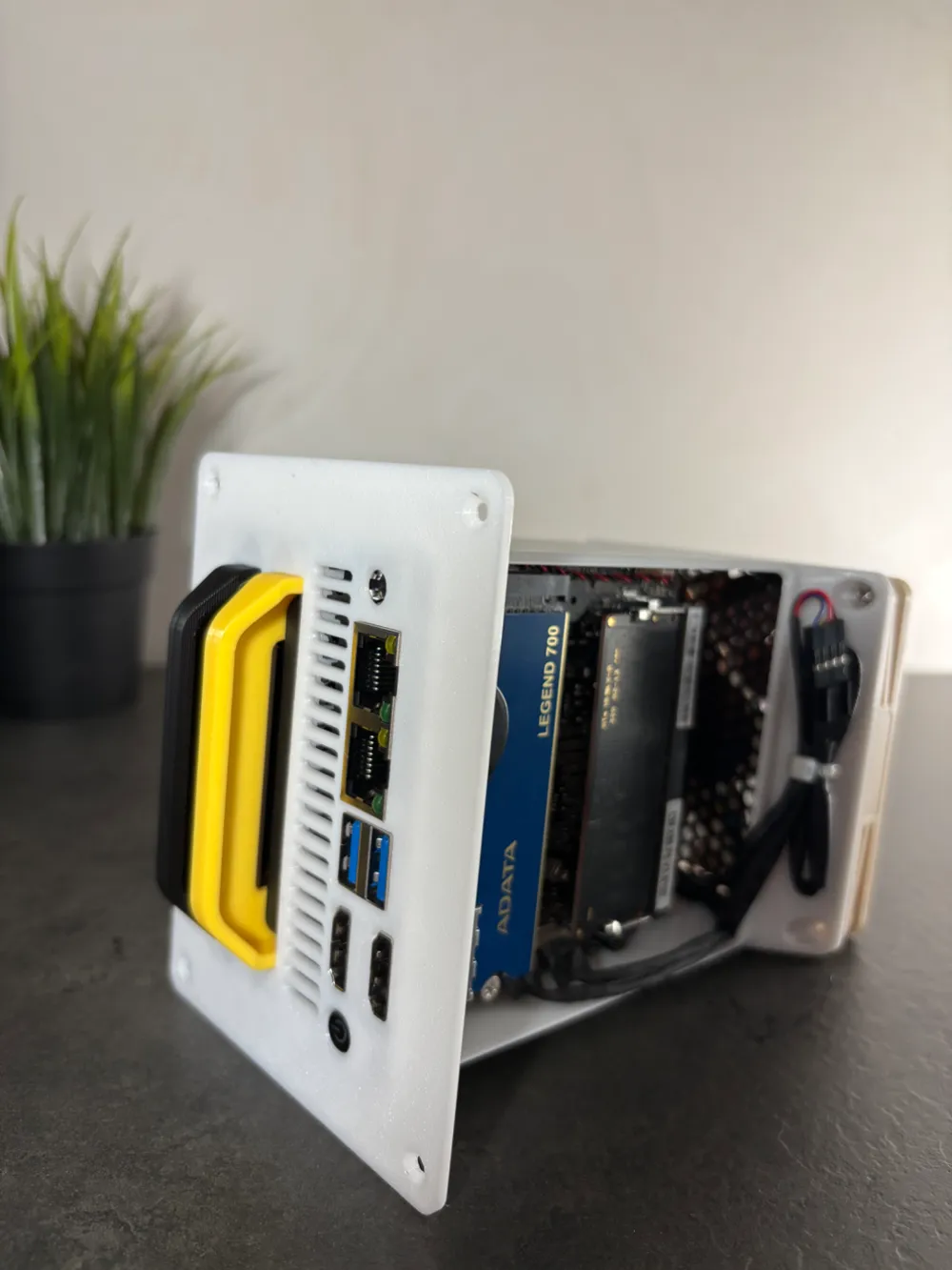 Tiny nas [x86] - Free 3D Print Model - MakerWorld