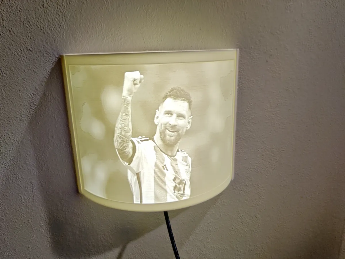 Wall Lamp with Messi - Free 3D Print Model - MakerWorld